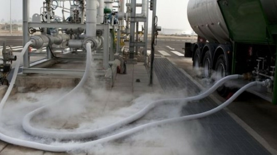 Riviera - News Content Hub - Quintero LNG hits road tanker loading ...