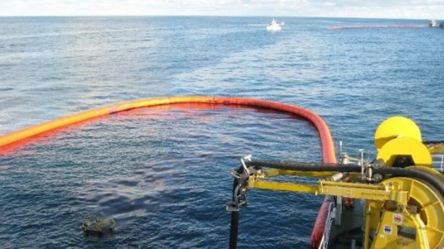 Riviera - News Content Hub - New partnership formed for oil spill response