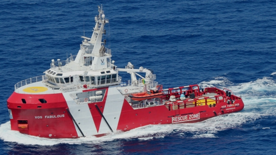 Riviera - News Content Hub - BP grants Vroon multi-ship ERRV contract