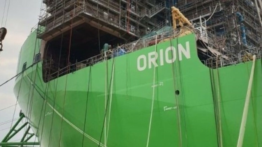 Riviera - News Content Hub - DEME's giant offshore installation vessel ...