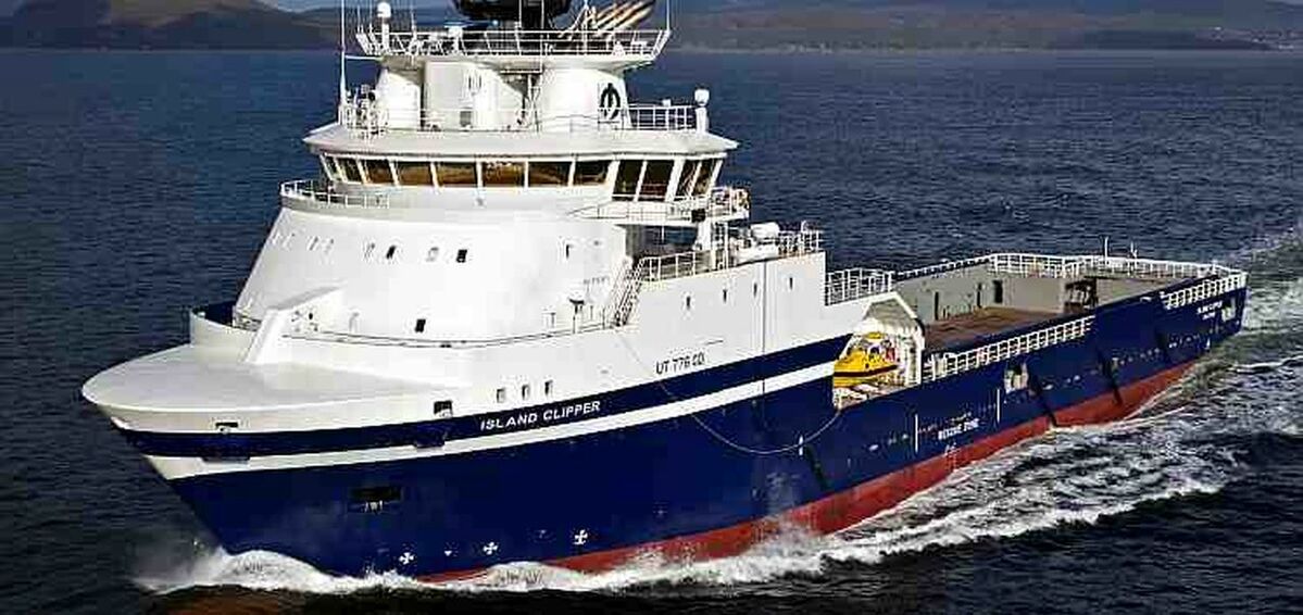 Riviera - News Content Hub - Island Offshore deploys batteries on walk ...