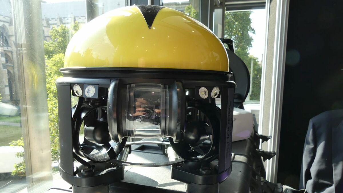 Riviera - News Content Hub - Rise of the ROVs: using micro-drones for ...