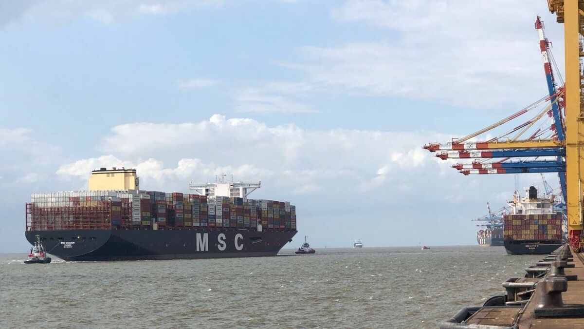 Riviera - News Content Hub - Coronavirus impact on mega box ship orderbook