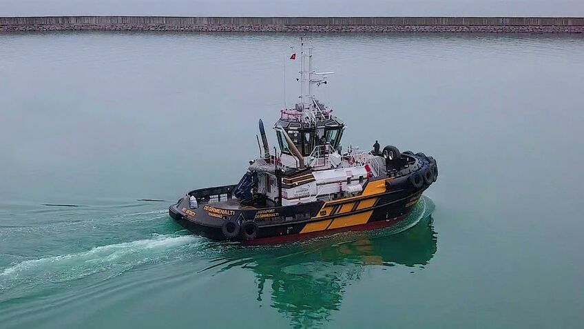 Riviera - News Content Hub - Turkish container port expands towage ...