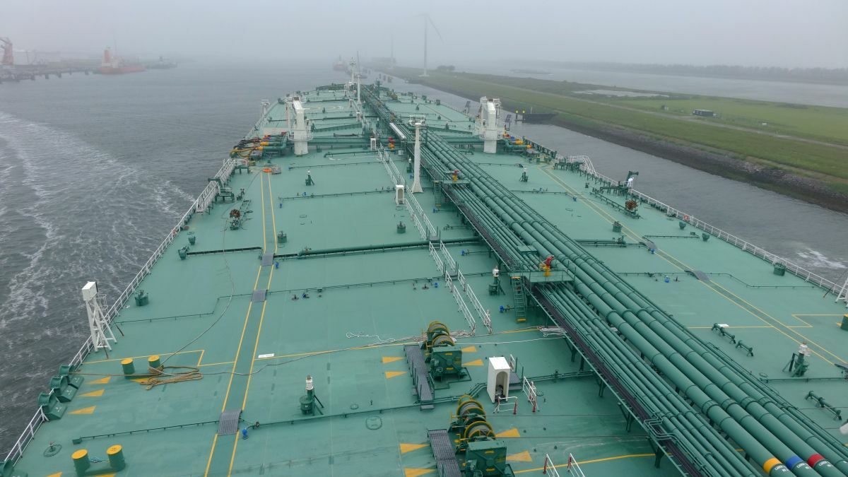 Riviera - News Content Hub - Crude oil and water - a case study