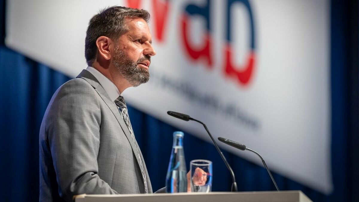 Riviera - News Content Hub - Do not outsource the energy transition ...