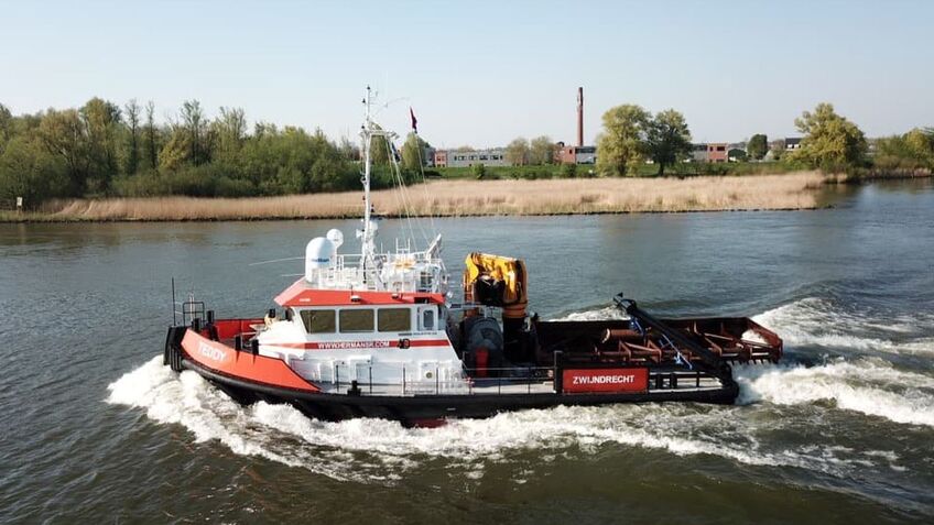 Riviera - News Content Hub - Dutch tug owner takes autonomous command punt
