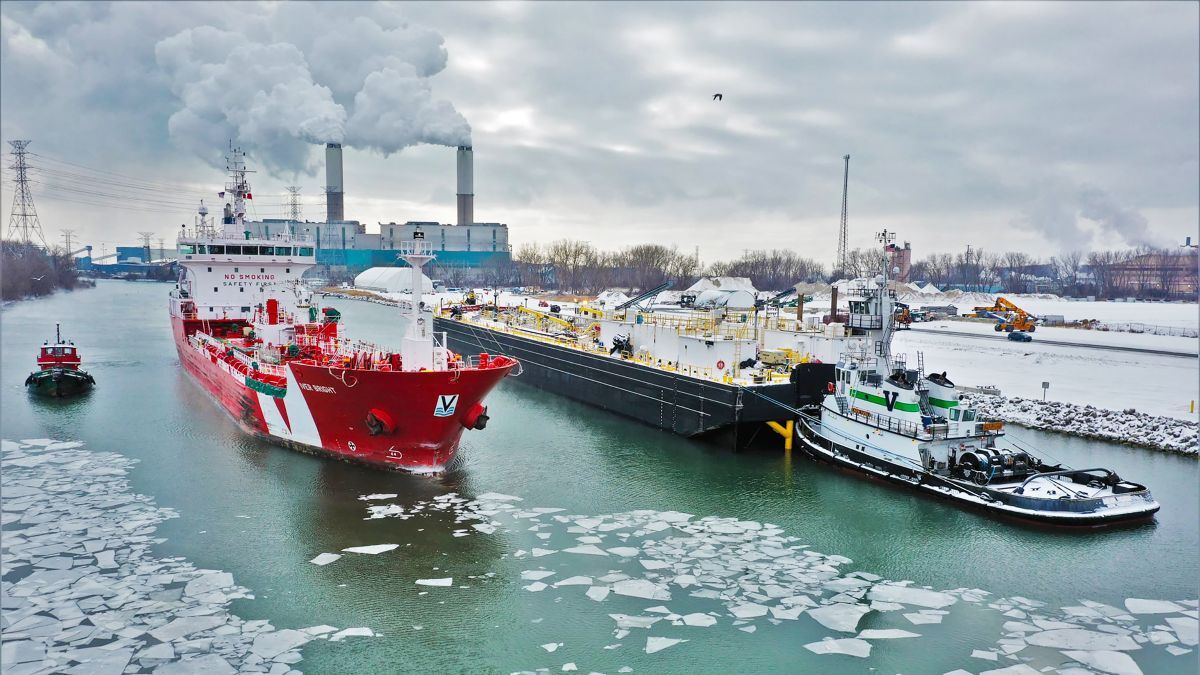 Riviera - News Content Hub - Vane Brothers tug and asphalt barge tow ...