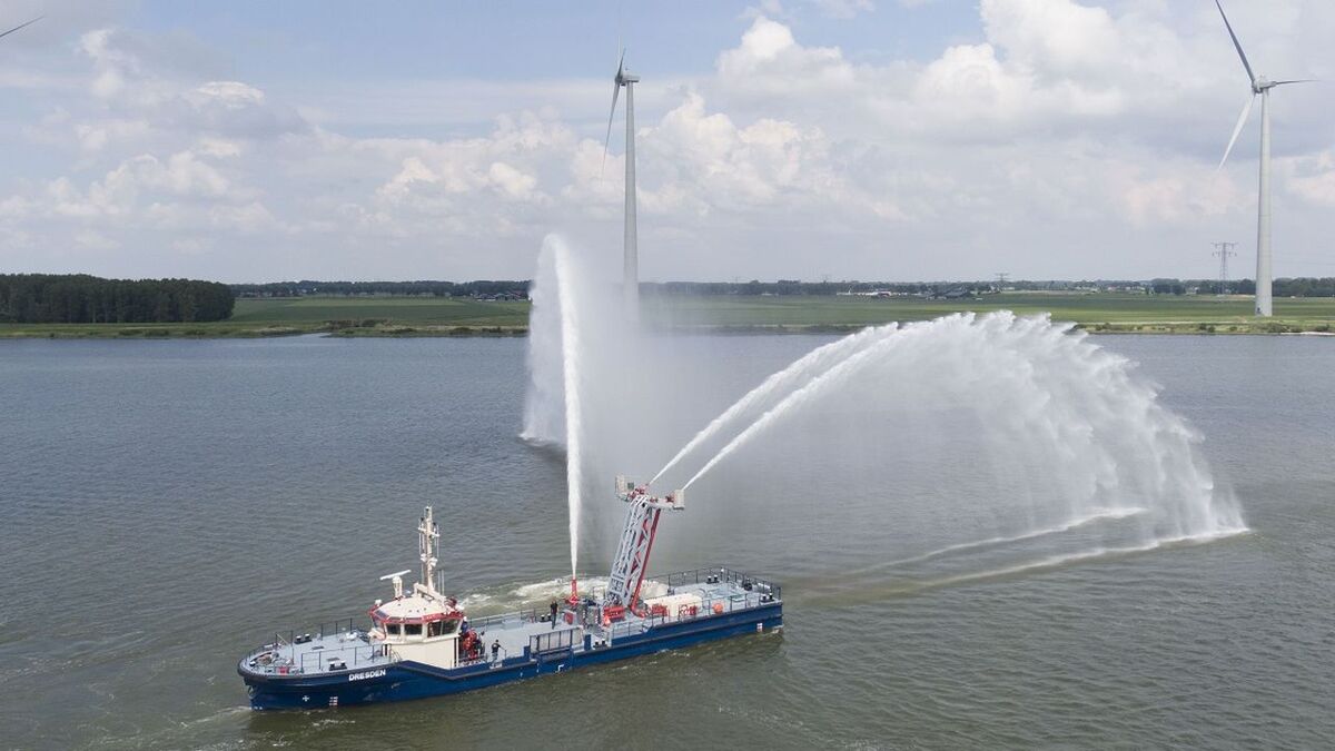 Riviera - News Content Hub - Low-emissions fire-fighting vessels named ...