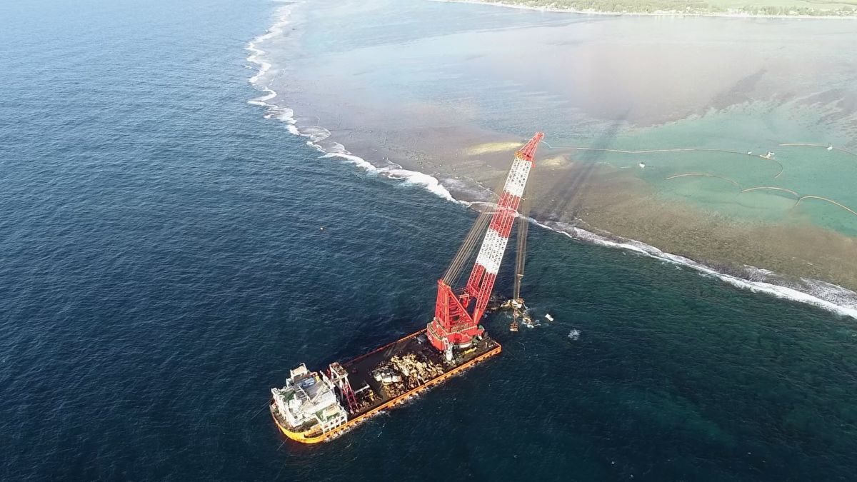Riviera - News Content Hub - Wakashio wreck removal finally completed