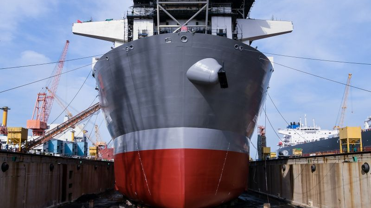 Riviera - News Content Hub - Sembcorp completes drydocking phase on ...