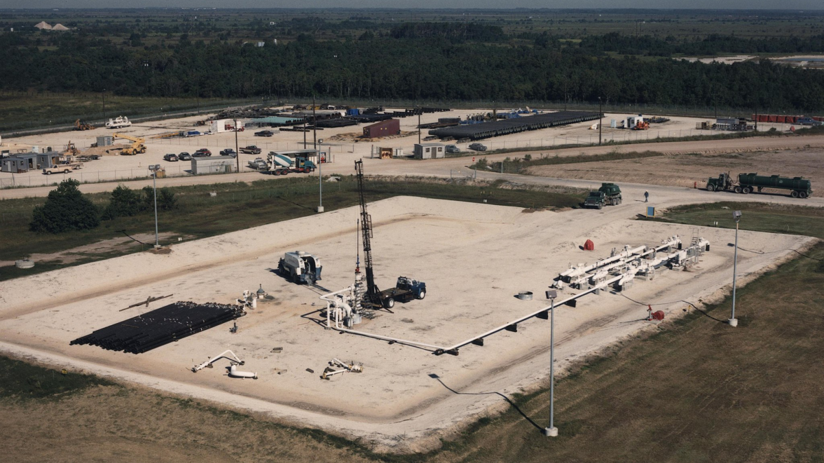 Riviera - News Content Hub - US, IEA agree to add more oil from reserves