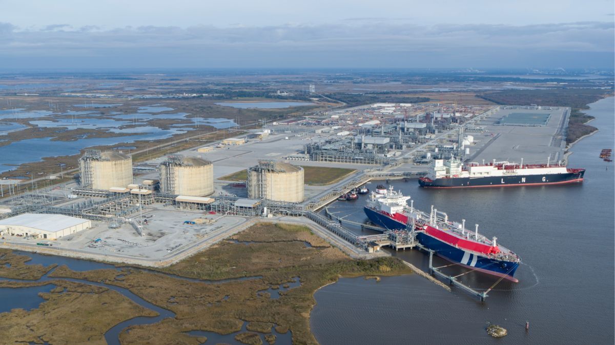 Riviera - News Content Hub - US poised to be top LNG exporter in 2022