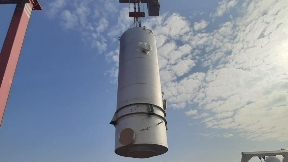 Riviera - News Content Hub - Scrubber container ship market: innovating ...