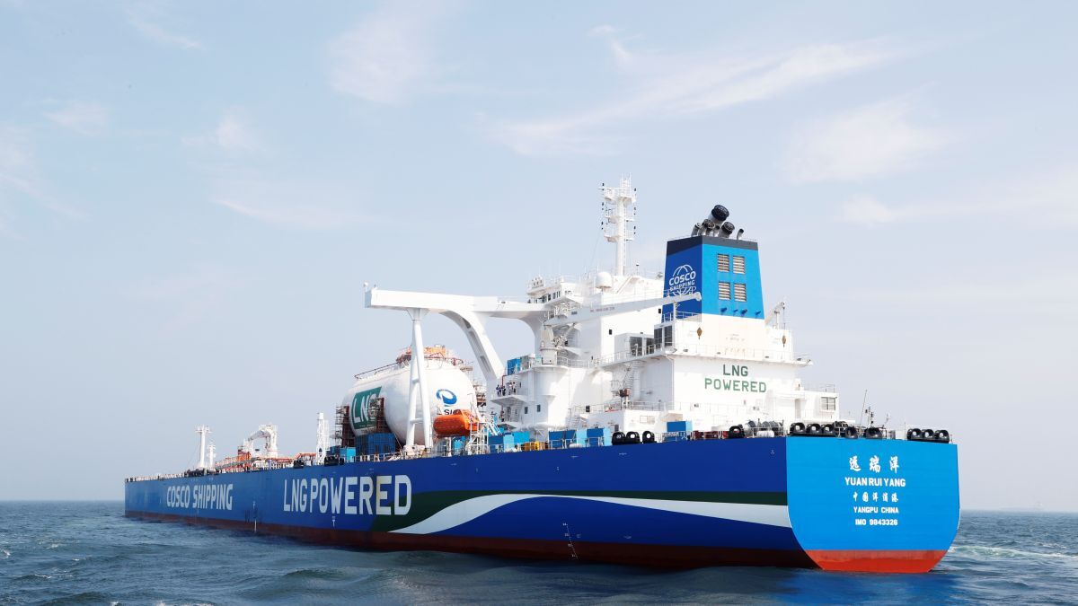 Riviera - News Content Hub - LNG-fuelled VLCC delivery affirms seat at ...