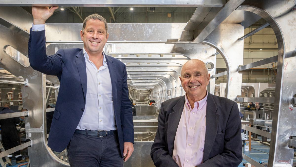 Riviera - News Content Hub - New Uber Boat by Thames Clippers’ ferries ...