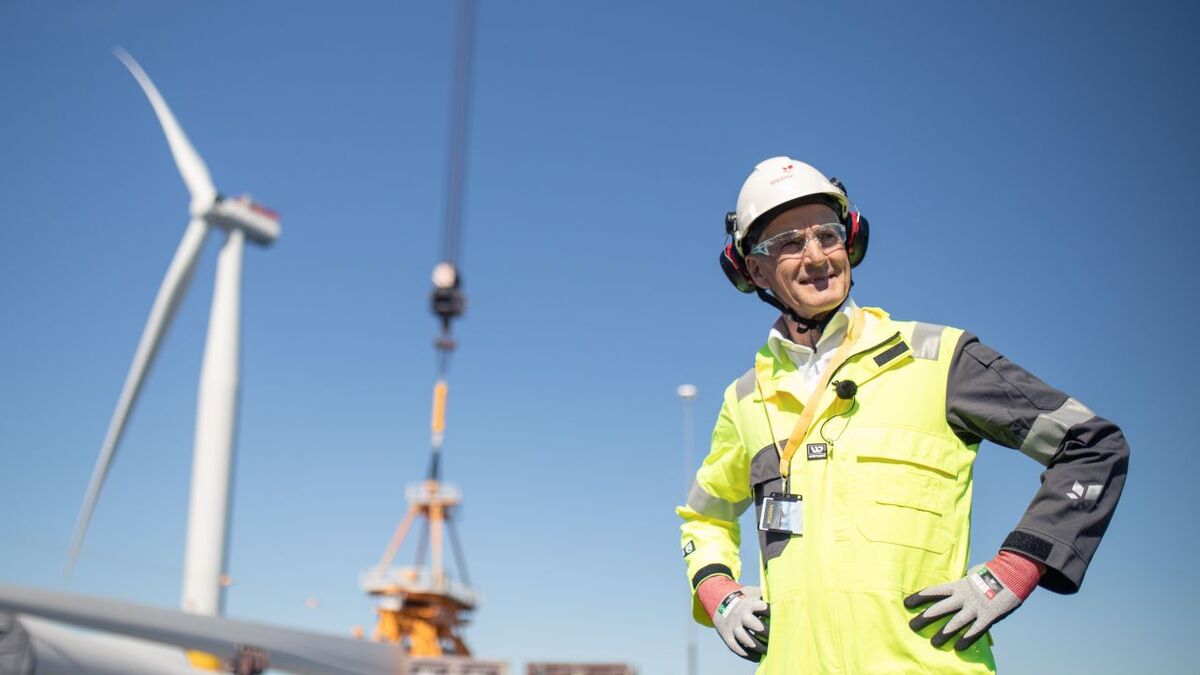 Riviera - News Content Hub - Norwegian Prime Minister visits Hywind ...