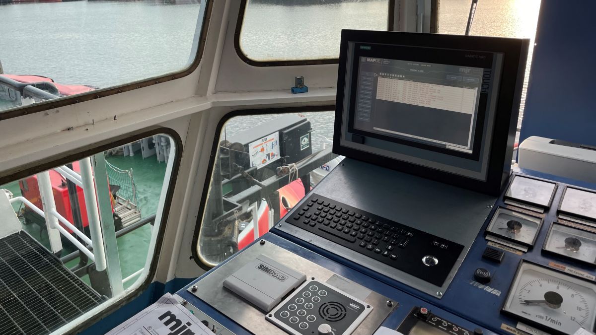 Riviera - News Content Hub - UK tug's alarm and monitoring system upgraded