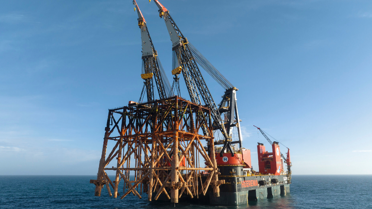 Riviera - News Content Hub - Woodside awards Australian decommissioning ...