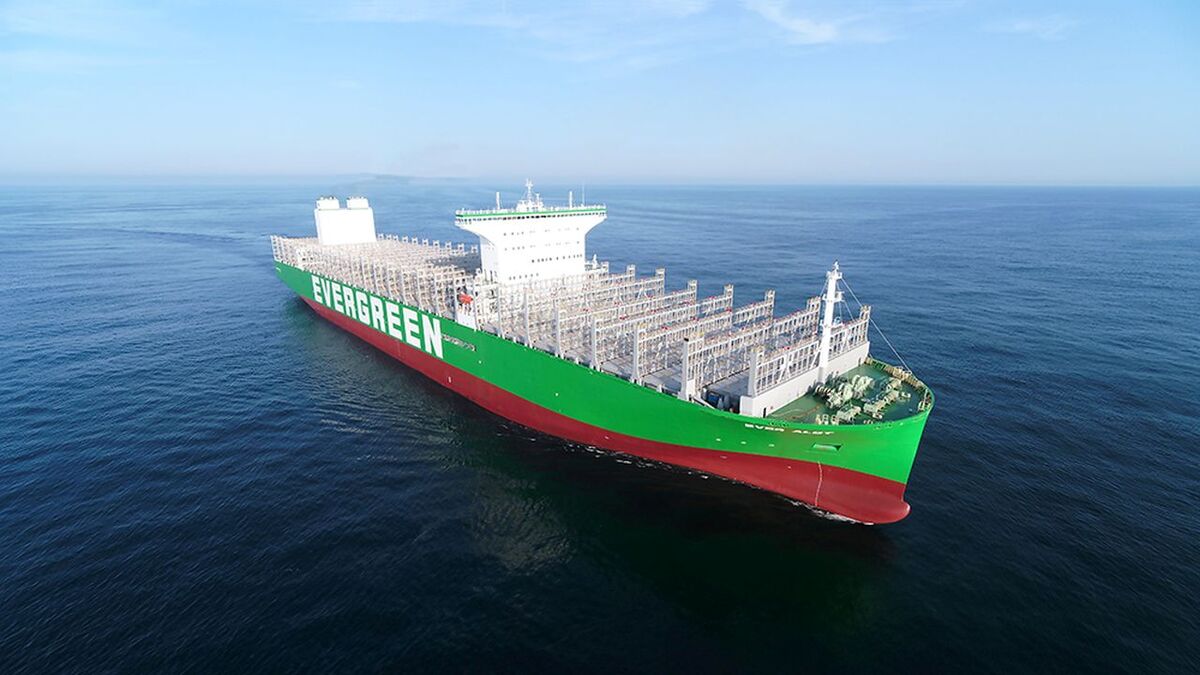 Riviera - News Content Hub - Largest container ship in the world ...