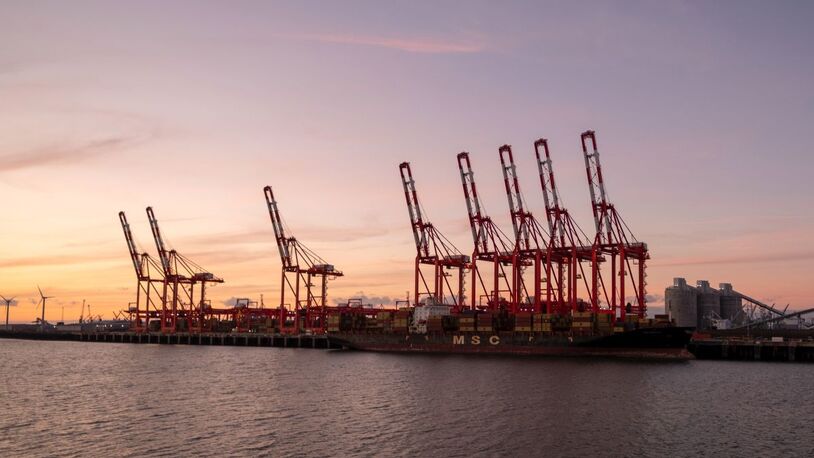 Riviera - News Content Hub - Peel Ports uses pilot tech to enhance ship ...