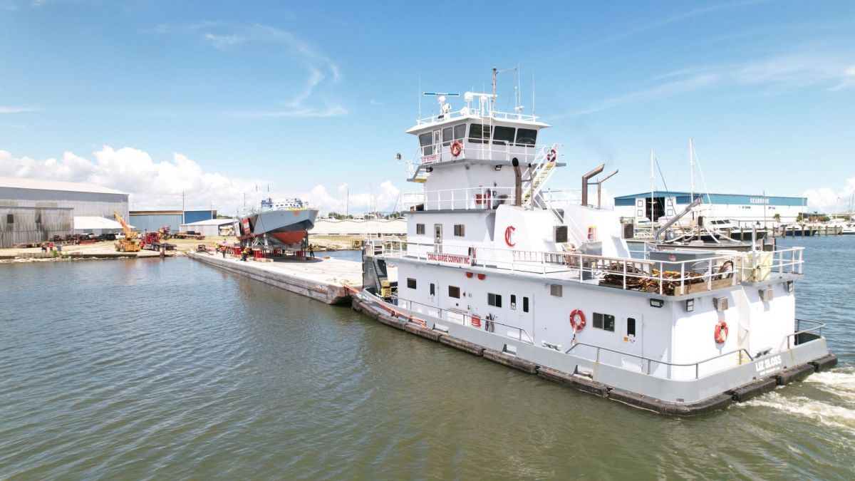 Riviera - News Content Hub - Canal Barge Co orders three towboats after ...