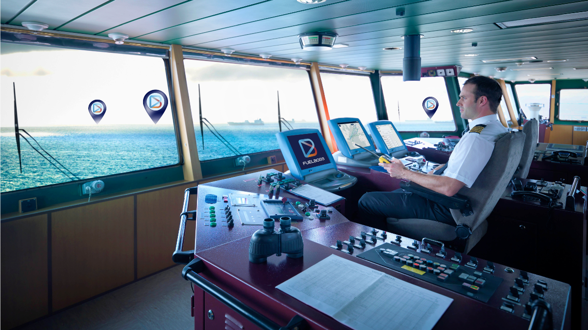 Riviera - News Content Hub - LNG bunkering goes digital in Singapore