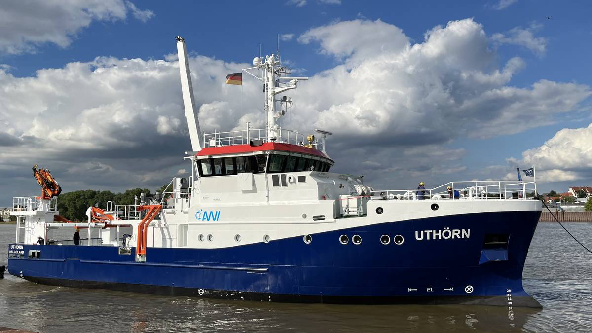 Riviera - News Content Hub - Germany’s first methanol-powered research vessel named