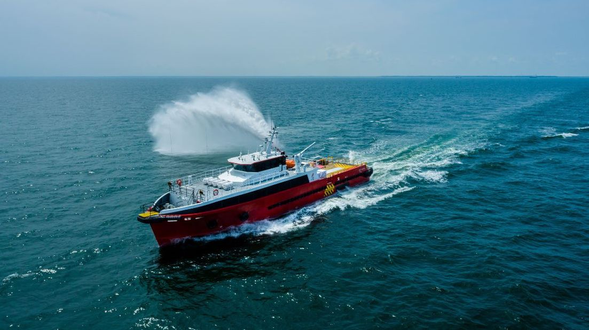 Riviera - News Content Hub - Centus Marine orders two fast crewboats
