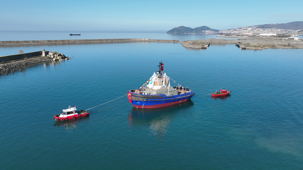 Líníocht Dearadh Tugboat Irish Ports Stories