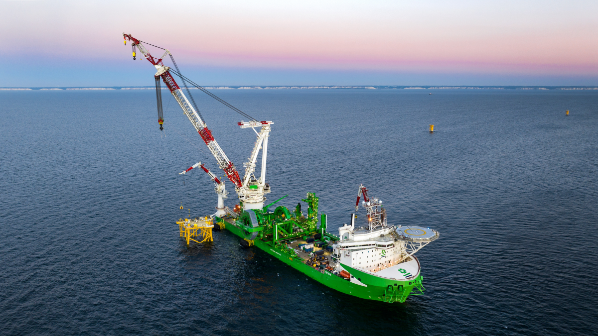 Riviera - News Content Hub - Heavy-lift sector reveals latest tech in ...
