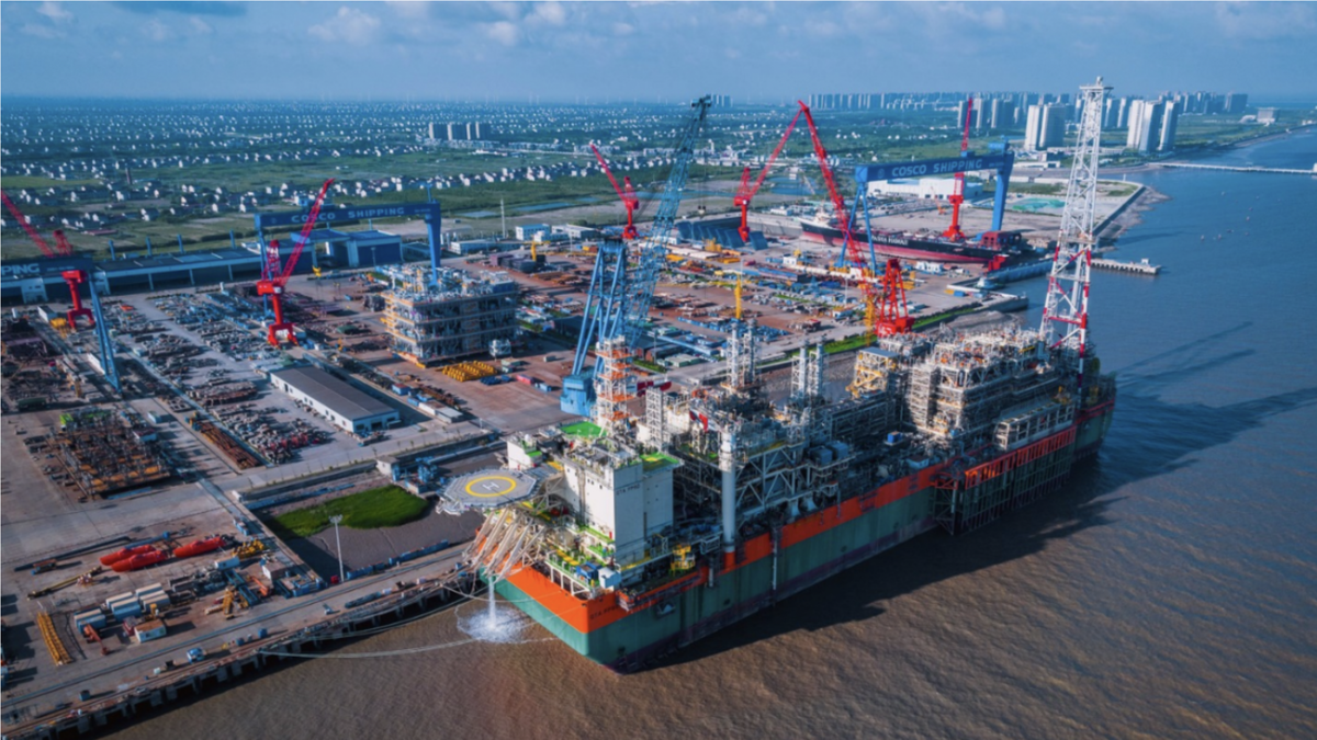 Riviera - News Content Hub - Greater Tortue FPSO sets sail for project site