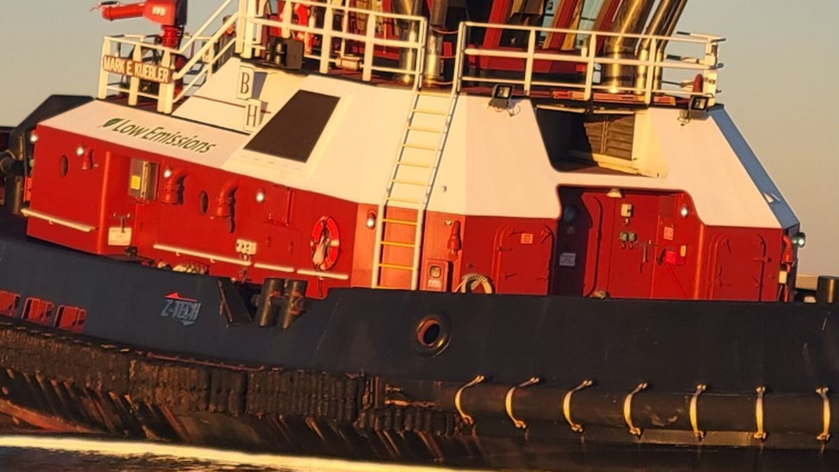 Riviera - News Content Hub - Tug grounds in Texas after striking bulk ...