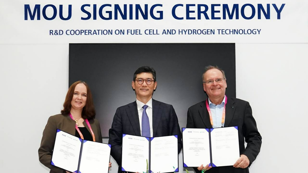 Riviera - News Content Hub - South Korean shipbuilder pursues ship fuel ...