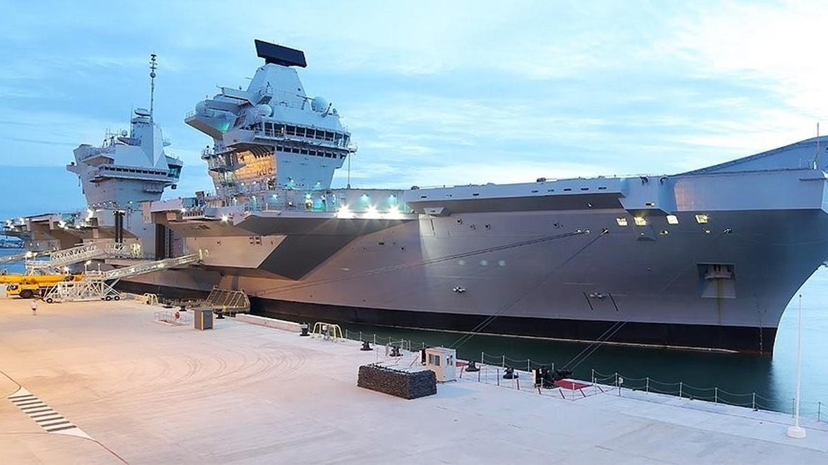 Riviera - News Content Hub - Royal Navy dockside communications ...