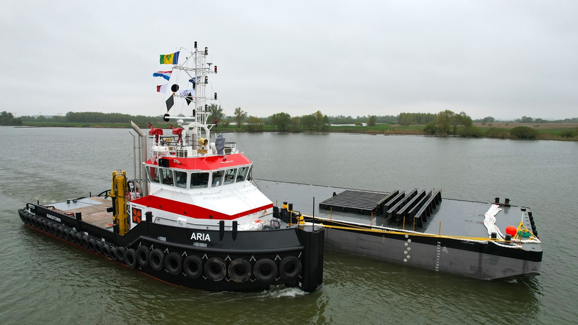 Riviera - News Content Hub - Tug and pontoon built for Caribbean marine ...