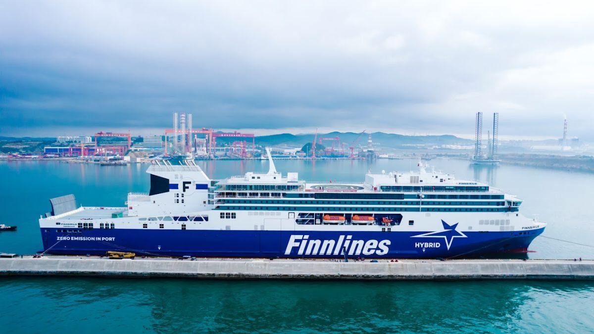 Riviera - News Content Hub - Finnlines receives flagship Finnsirius