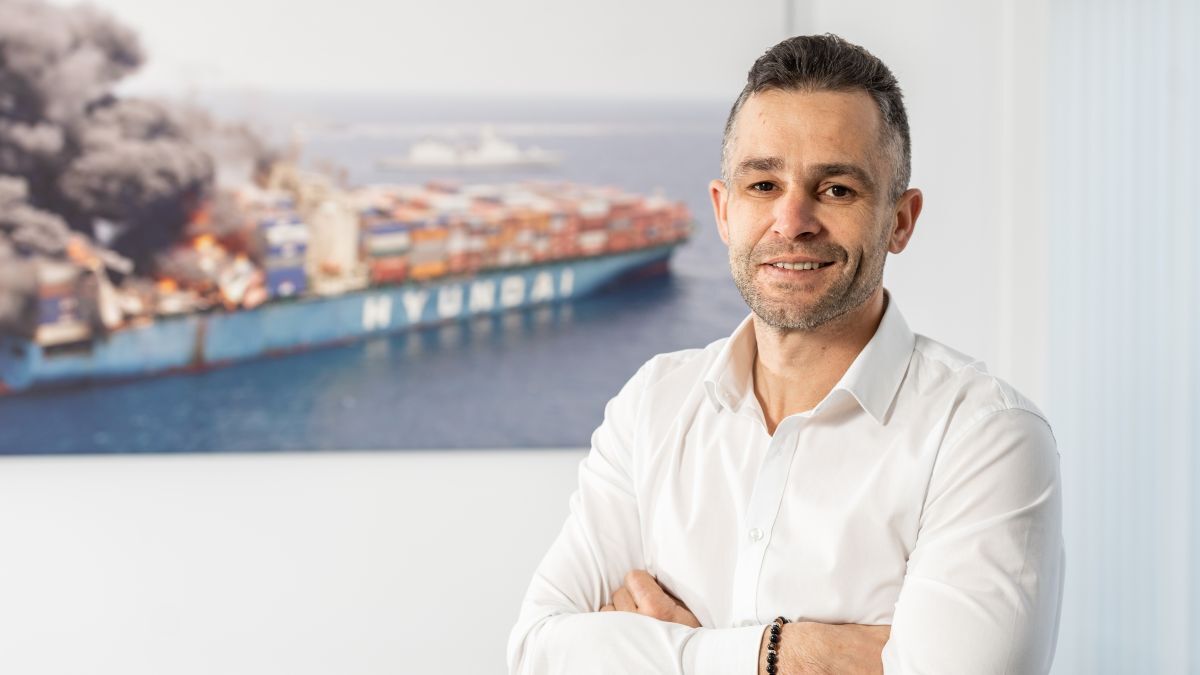 Riviera - News Content Hub - Co-operation and contracted salvage ...