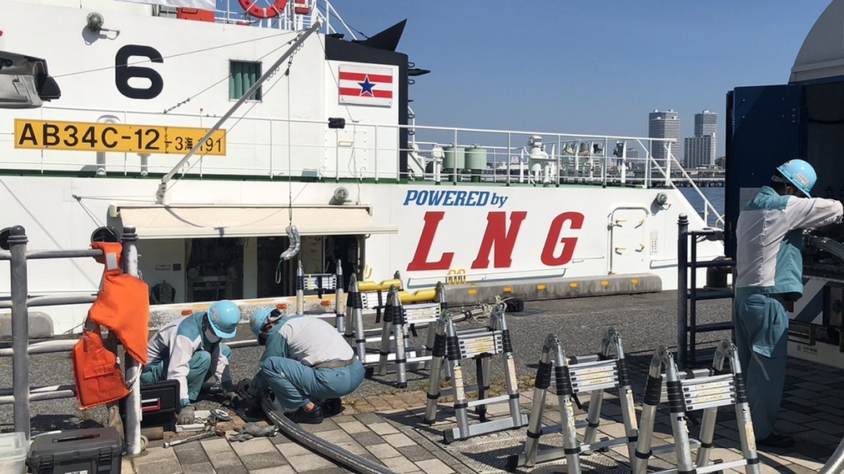 Riviera - News Content Hub - Japanese tug being prepared for ammonia ...