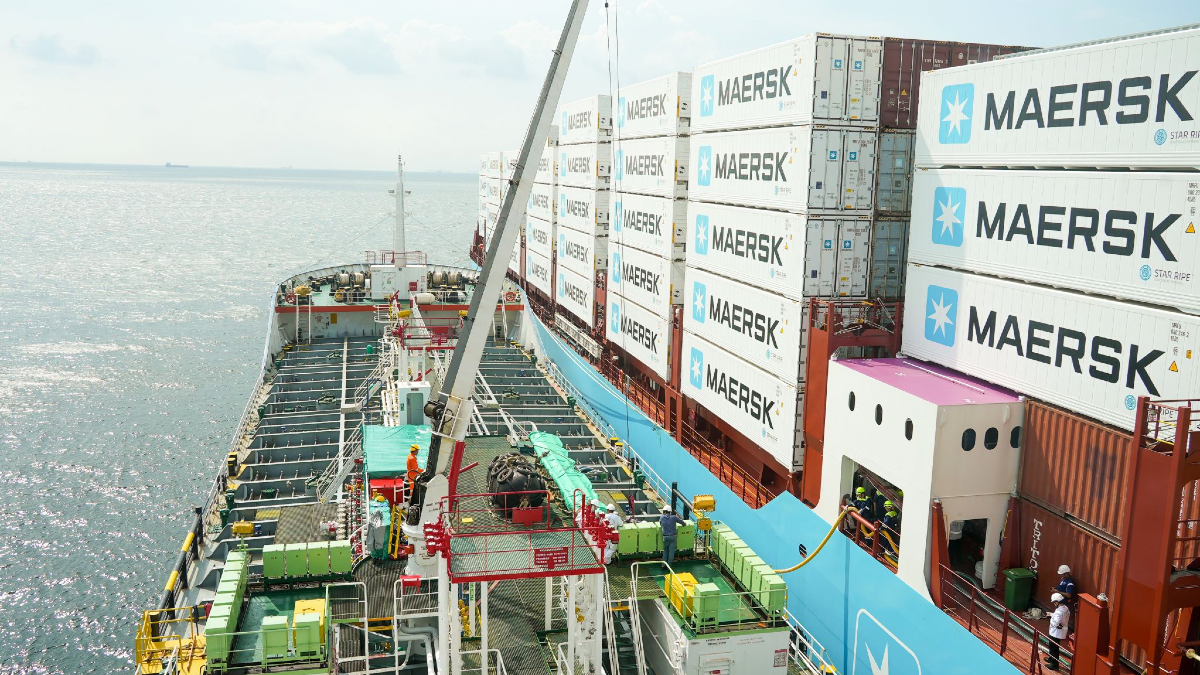 Riviera - Editor's Choice - Maersk completes world-first ship-to ...