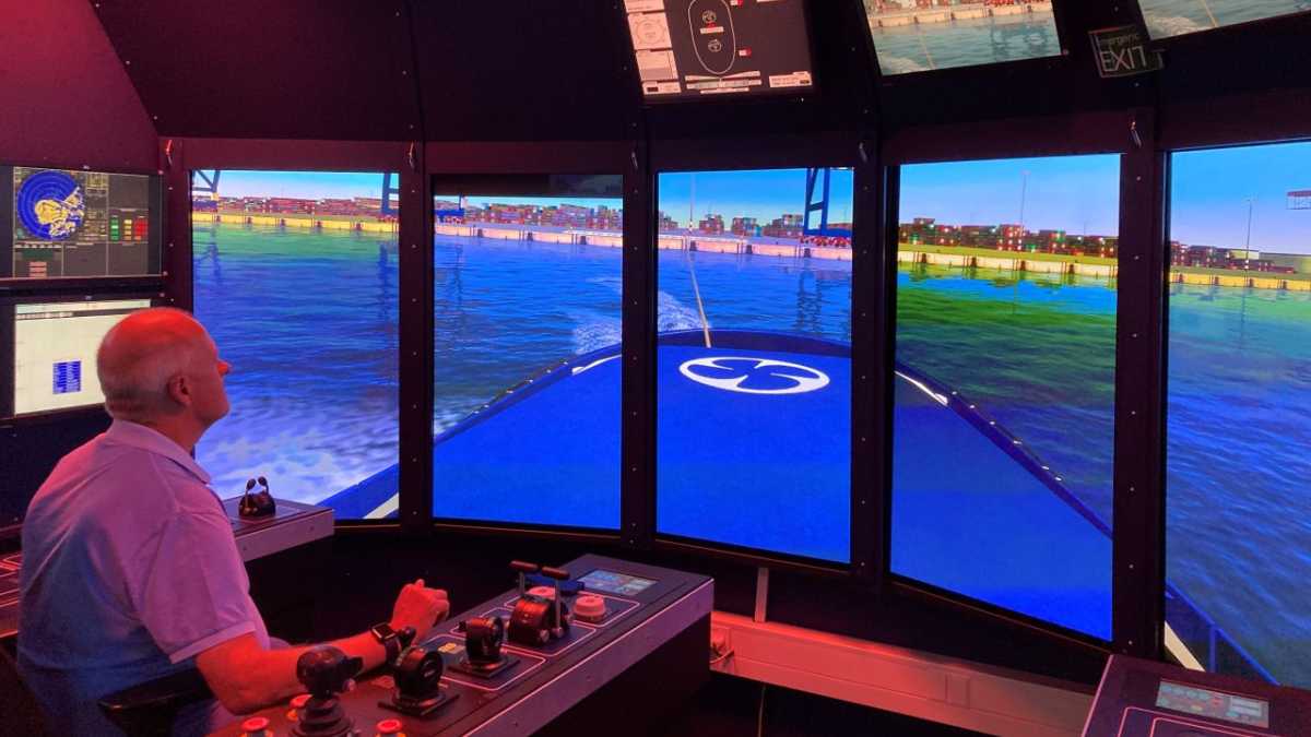 Riviera - News Content Hub - Masters trained on TRAnsverse tug handling ...
