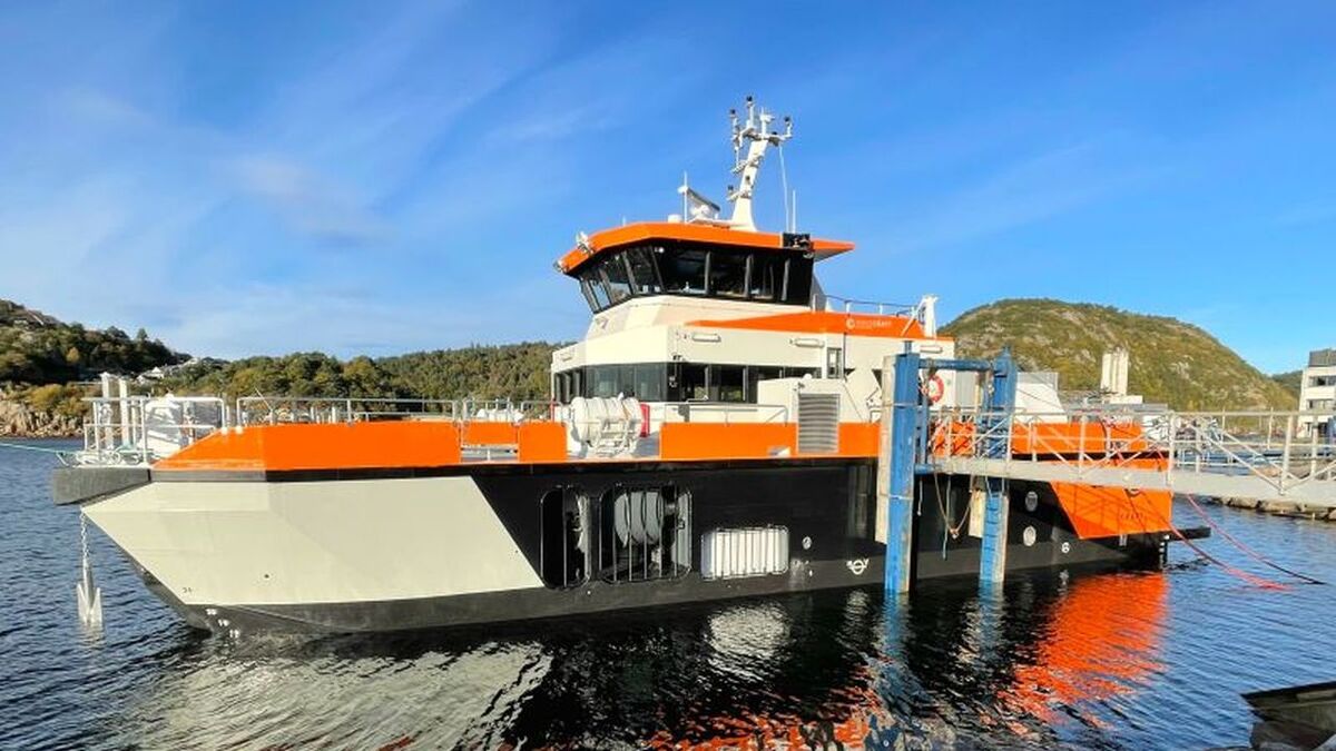 Riviera - News Content Hub - Umoe Mandal launches second crew transfer ...