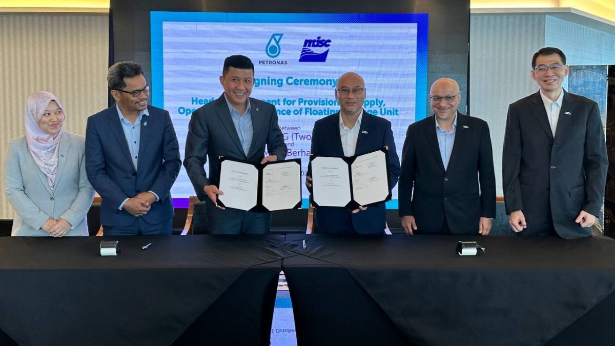 Riviera - News Content Hub - MISC LNG carrier lined up for FSU conversion