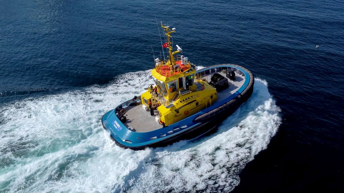 Riviera - News Content Hub - SAAM Towage invests in zero-emissions tugs