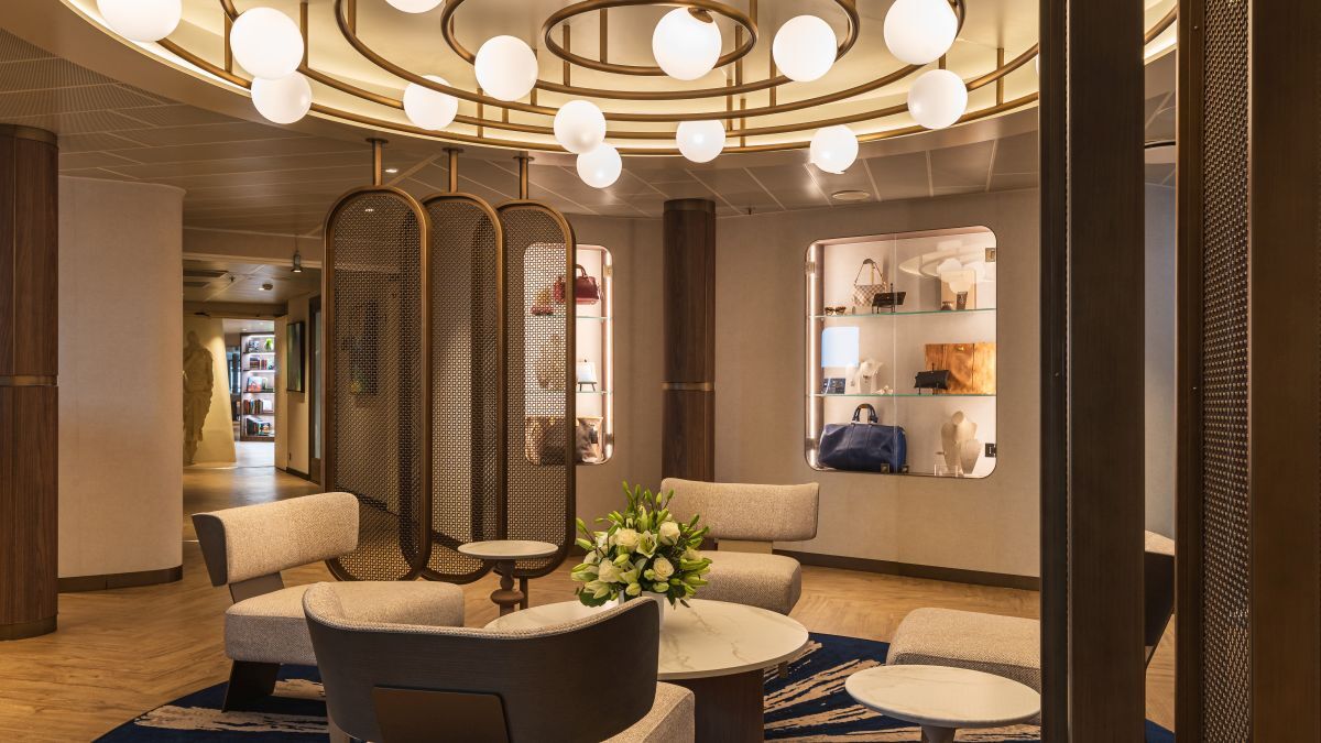 Riviera - News Content Hub - Windstar kicks off redesign of Wind class trio