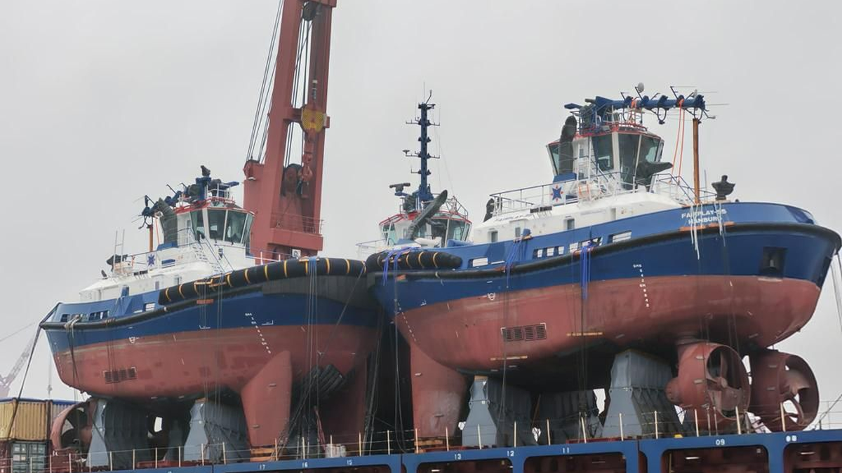 Riviera - News Content Hub - Fairplay Towage receives three Damen-built ...