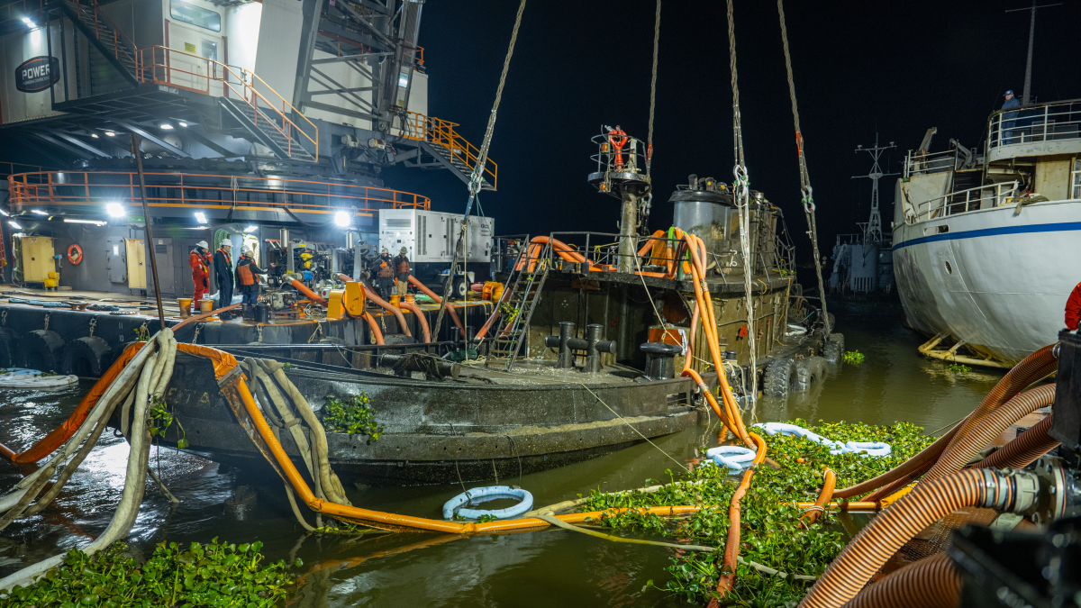 Riviera - News Content Hub - Sunken tug raised in California, pollution ...