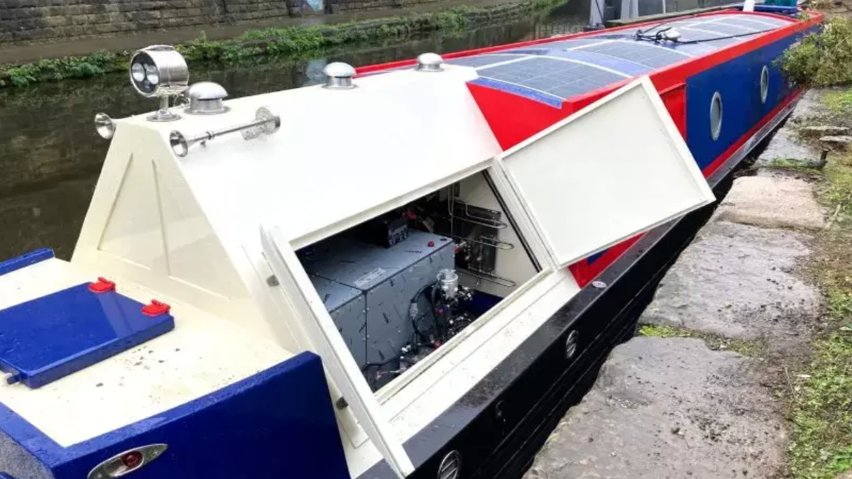 Riviera - News Content Hub - Hydrogen Boat trials printed circuit board ...