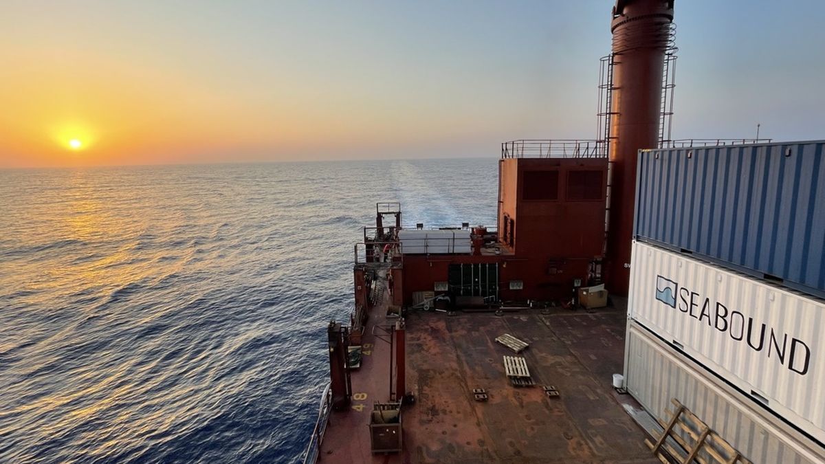 Riviera - News Content Hub - Hapag-Lloyd completes carbon capture pilot