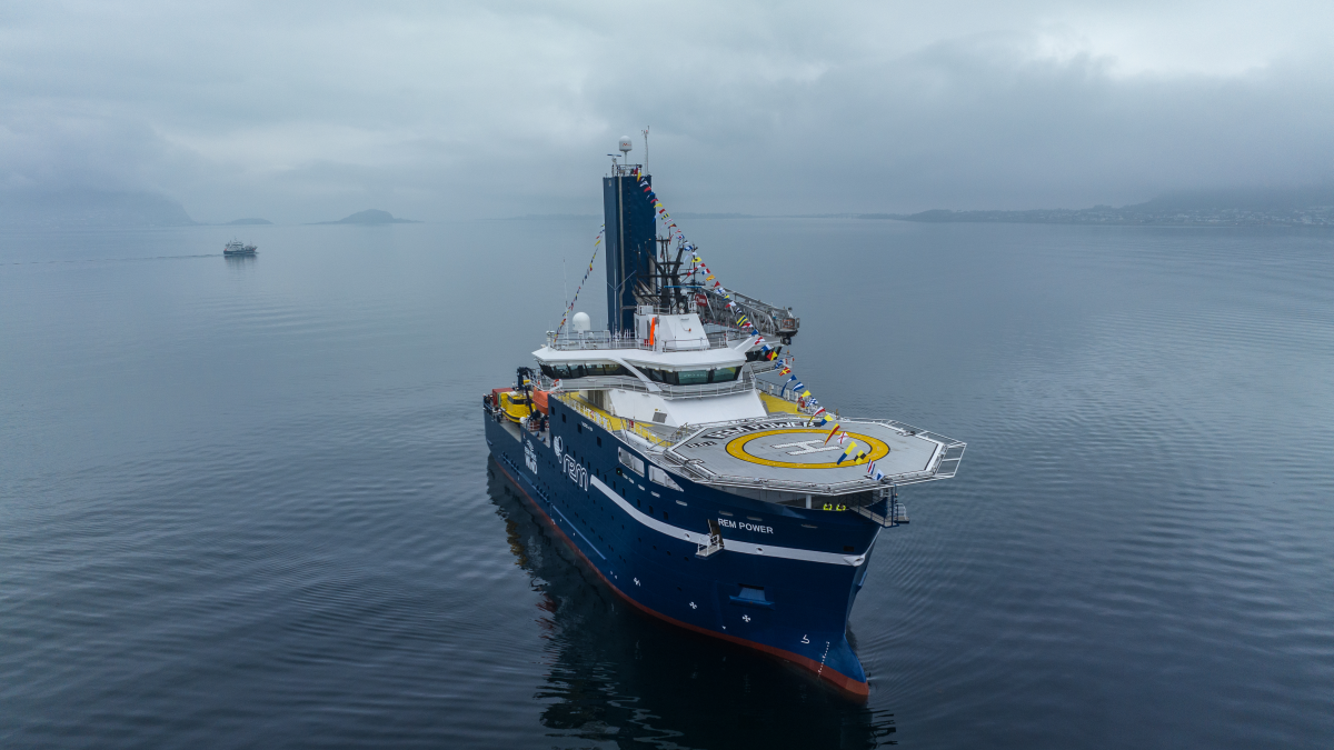 Riviera - News Content Hub - Ocean Infinity won the Offshore Renewable Award for its fleet of ...